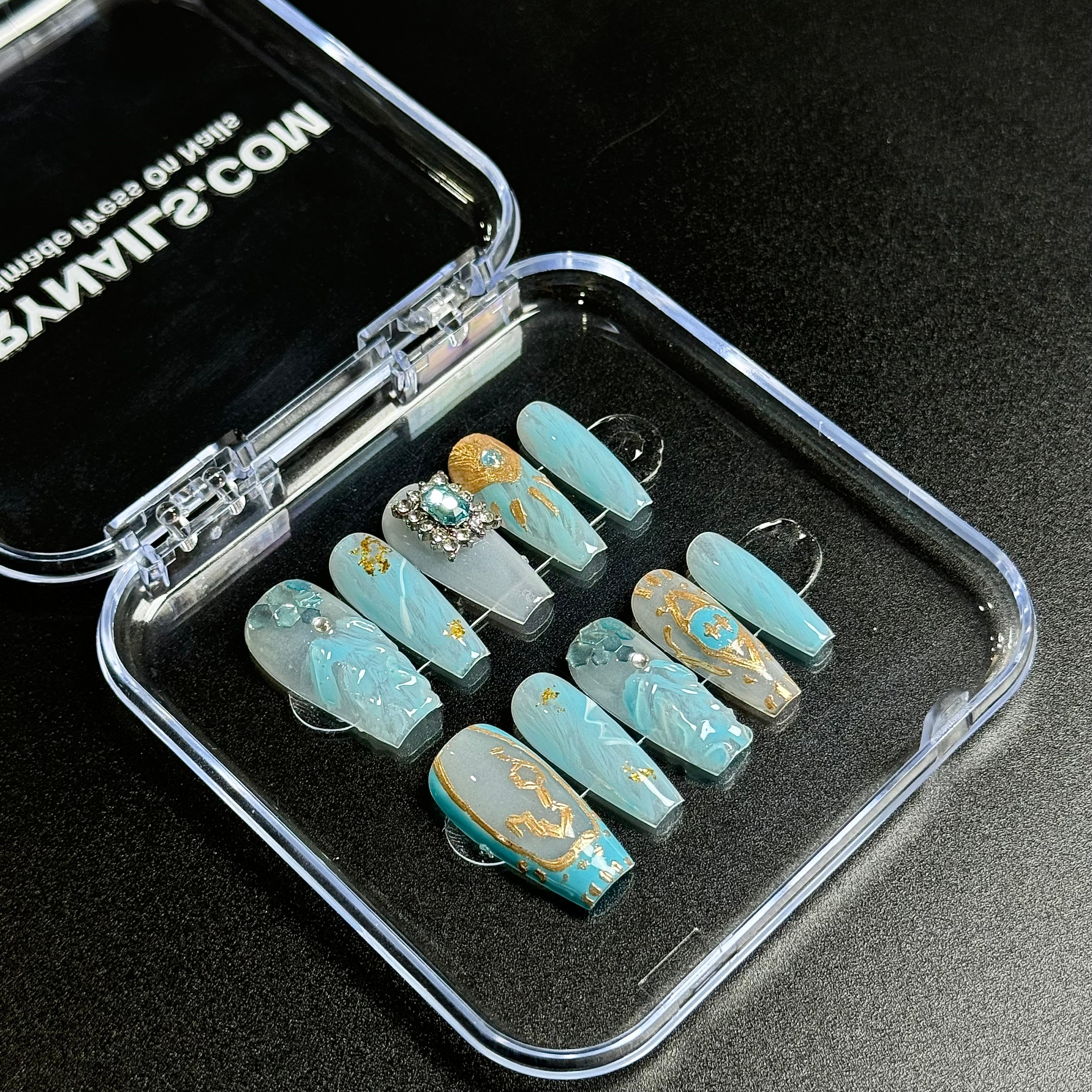 Pisces – Diary Nails