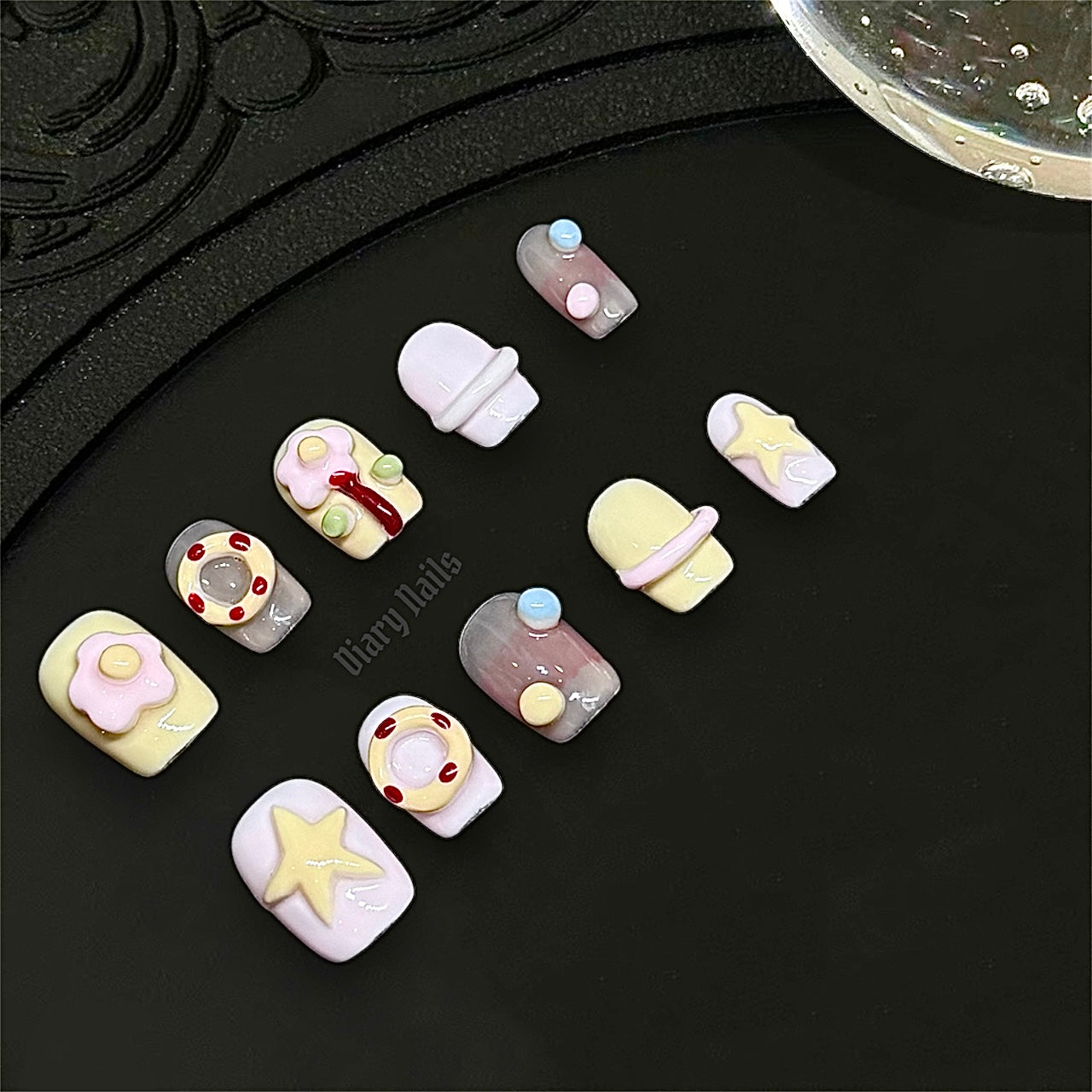 Jasmine Strawberry – Diary Nails