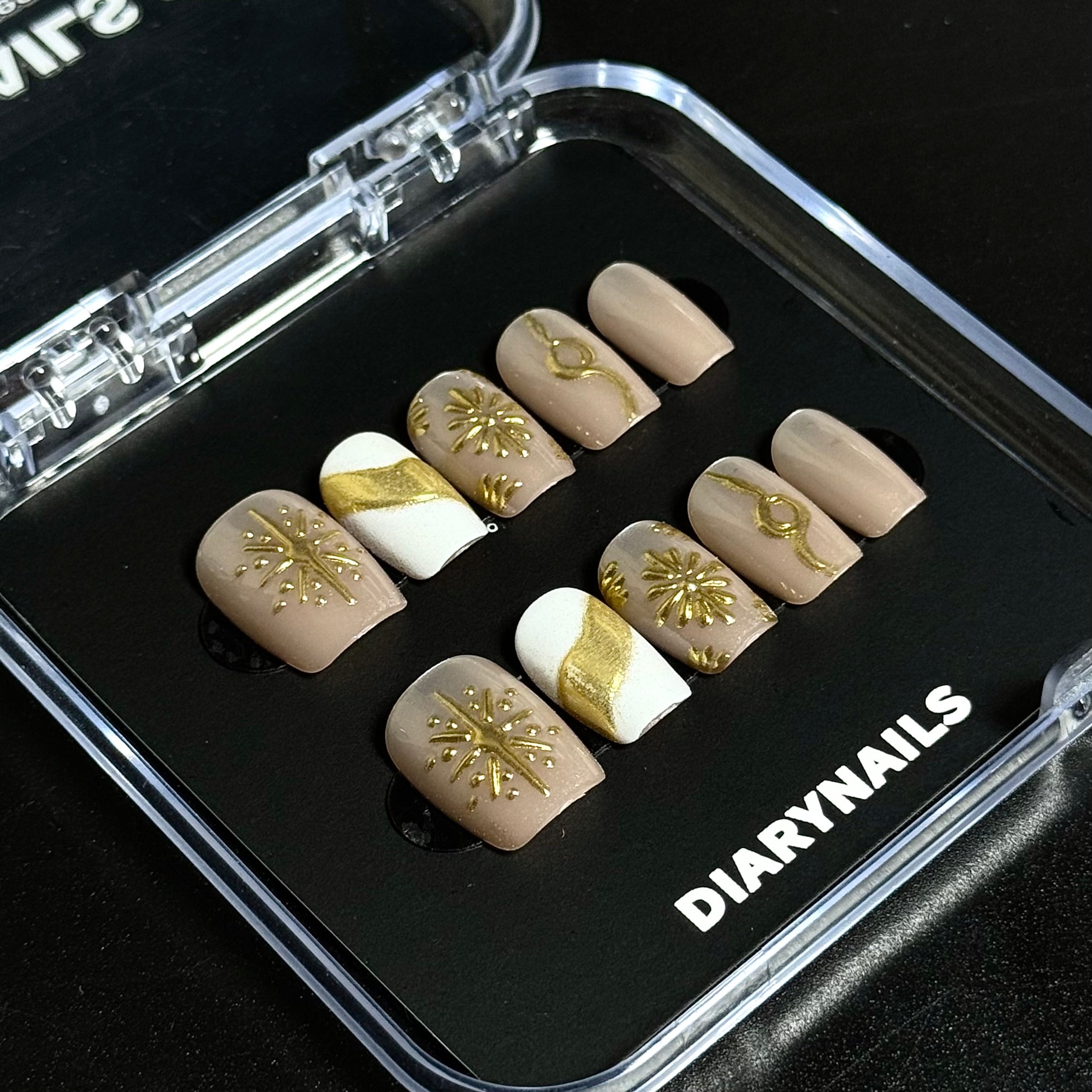 Marigold – Diary Nails