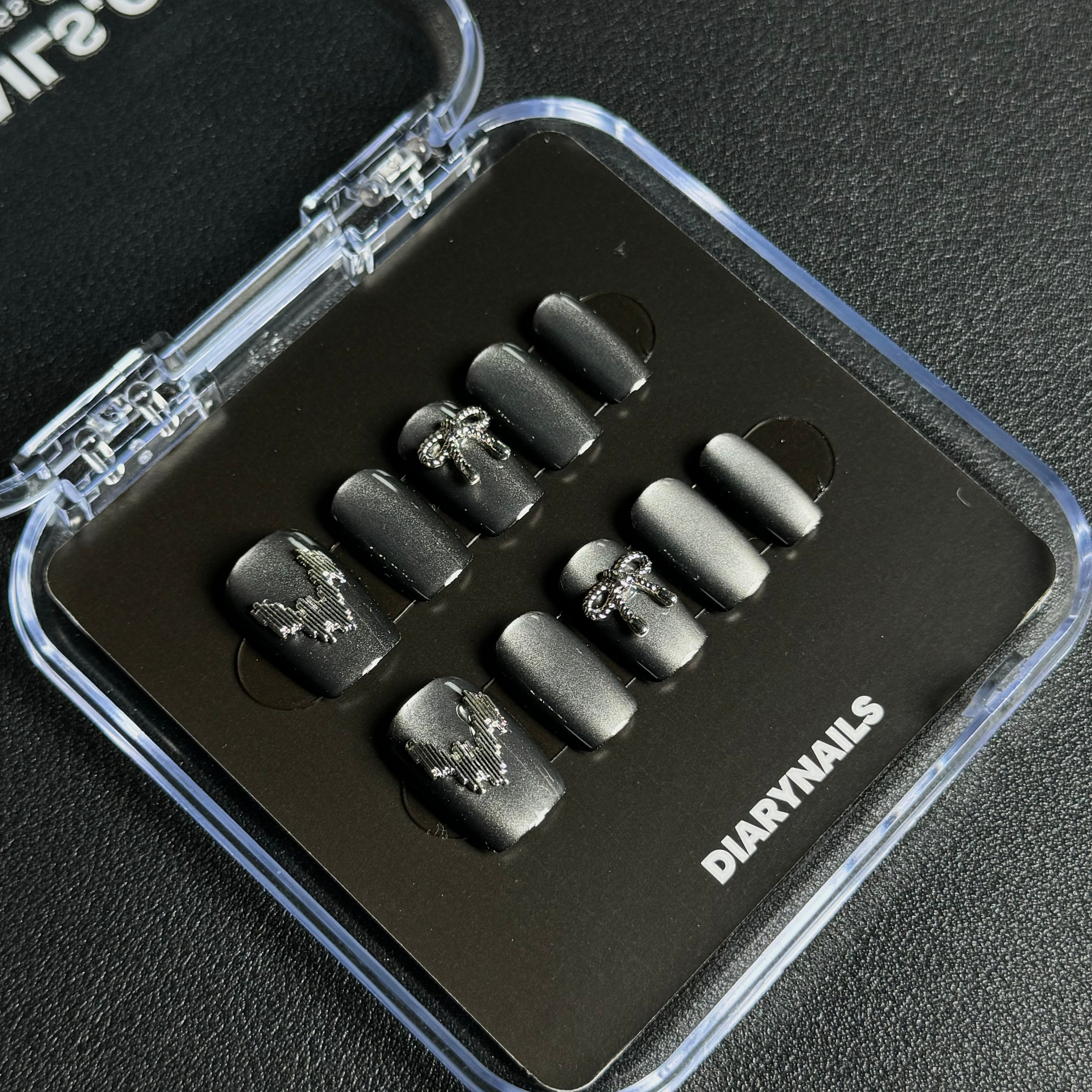 Black Organ – Diary Nails