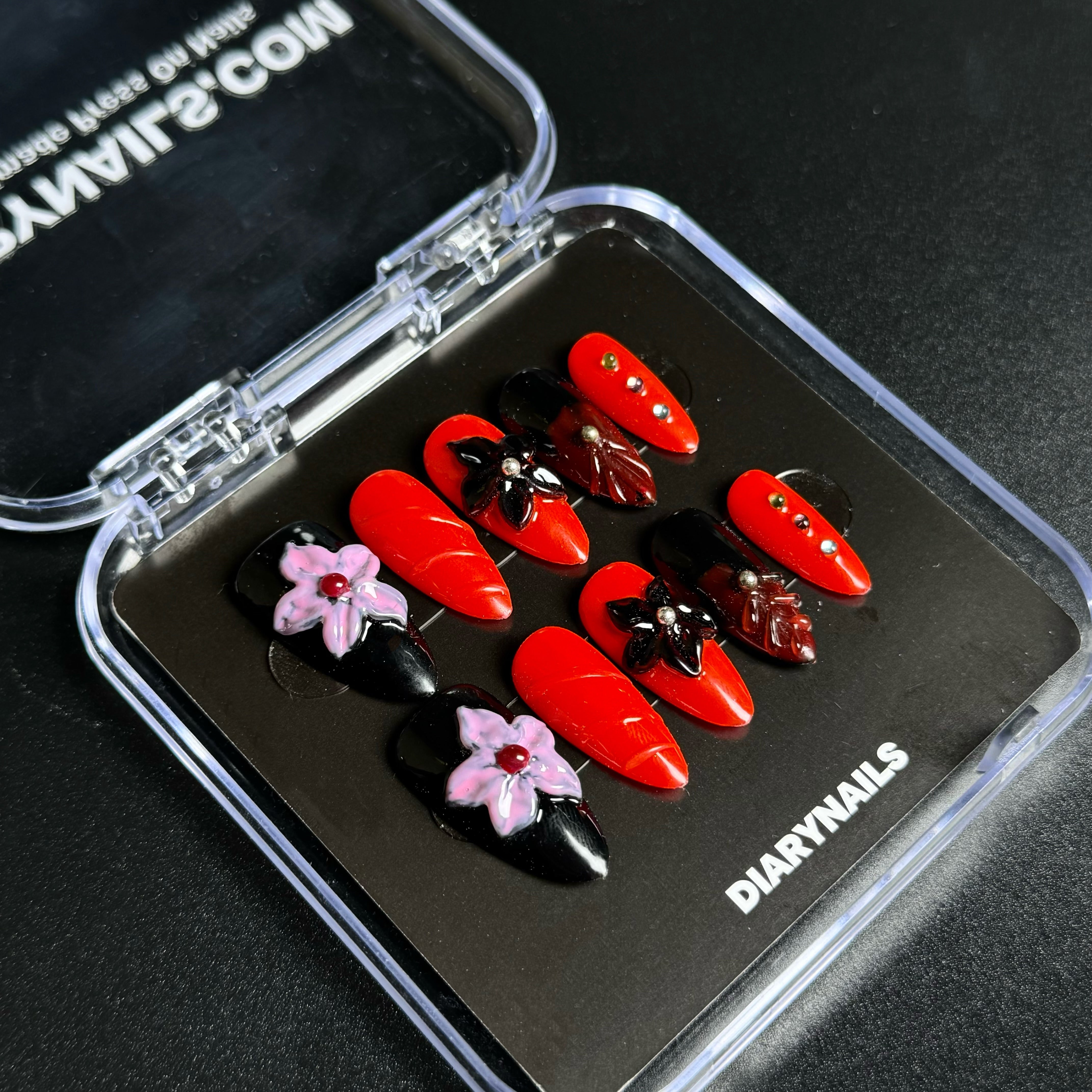 Dahlia – Diary Nails