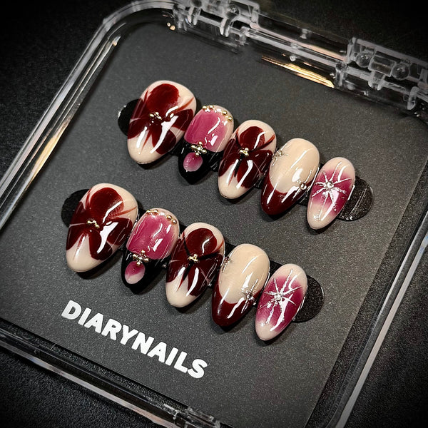 Diary Nails: Press on Nails